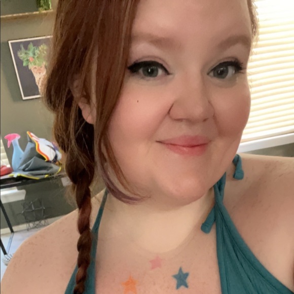 Ash alakazam asmr's Closet (@ashalakazamasmr) | Poshmark